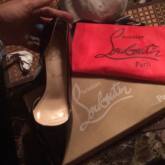Christian Louboutin | Shoes | Red Bottoms | Poshmark